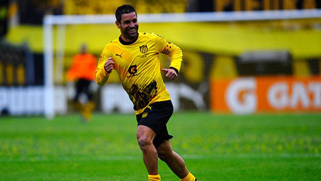 Así fue la gran despedida de Tony Pacheco en el Campeón del Siglo